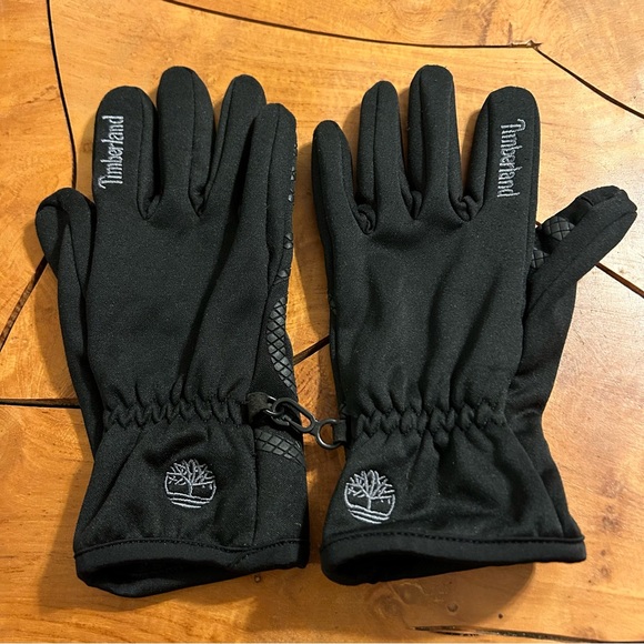 Timberland | Accessories | New Timberland Gloves With Grip Palms All ...